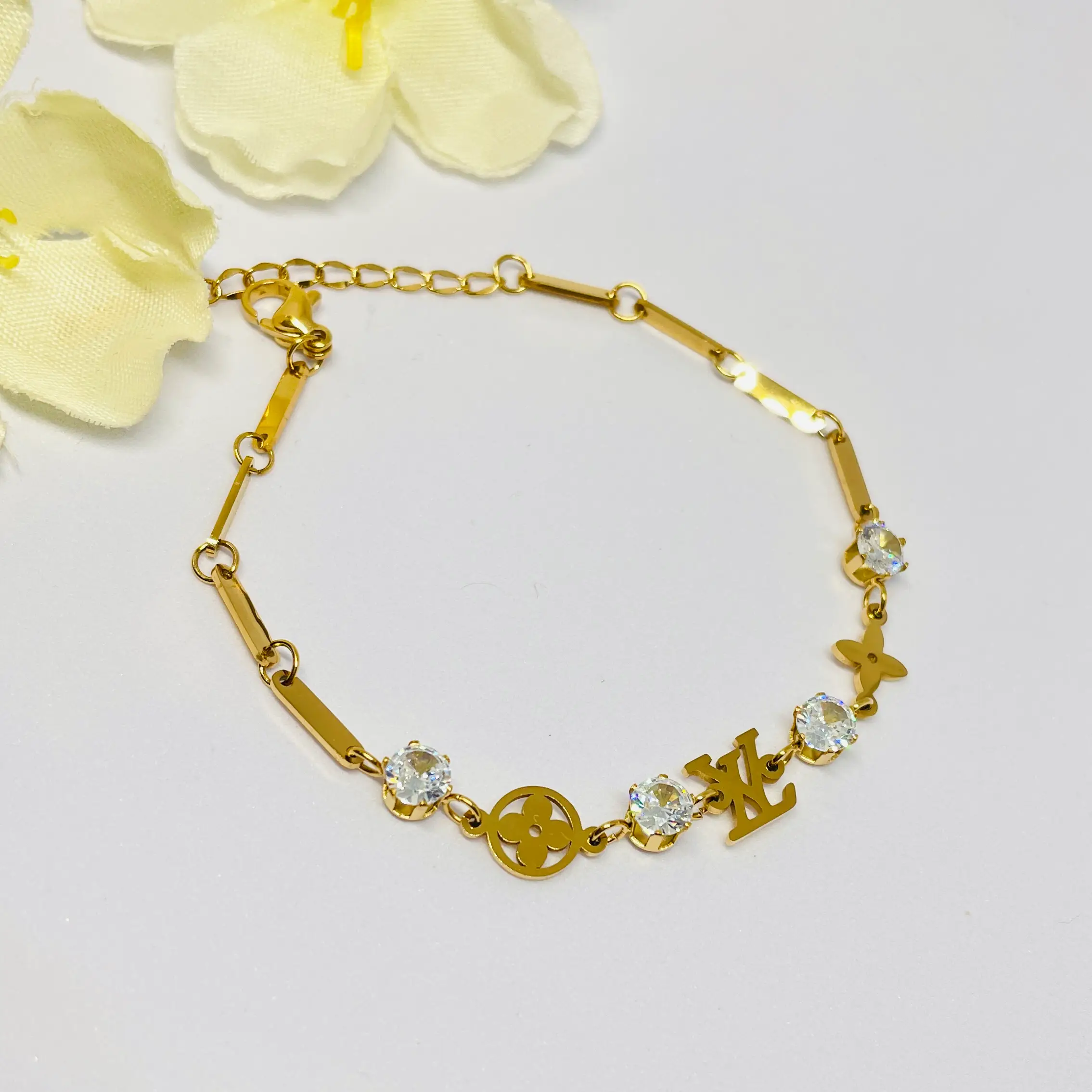 Diamond Love Chain Bracelet